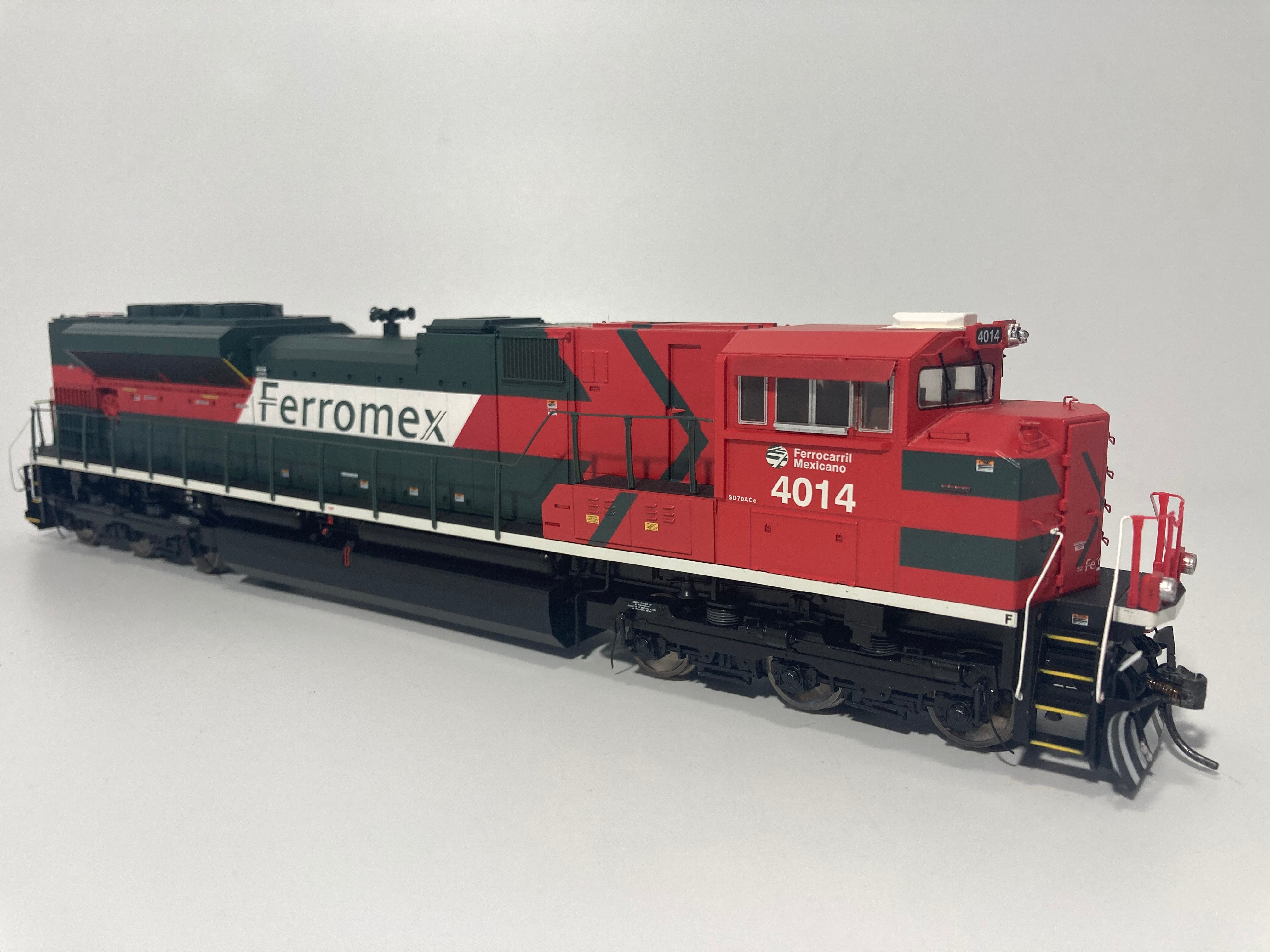 Athearn Genesis Ferromex SD70ACe #4014 DCC & Sound – Head End Hobbies